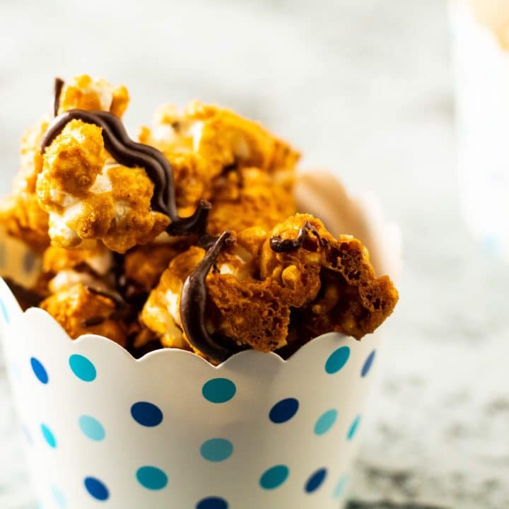 The Most Delicious Turtle Popcorn