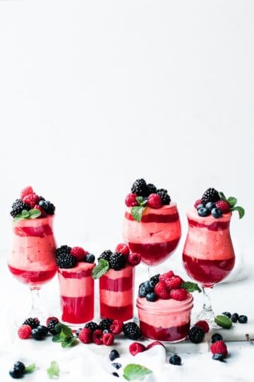 15 Mini Desserts In A Cup