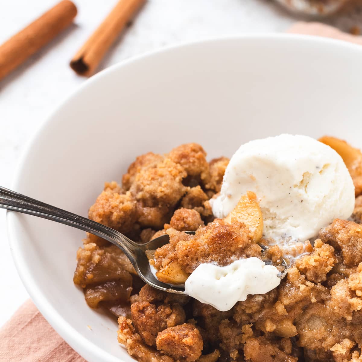 Easy Apple Crumble